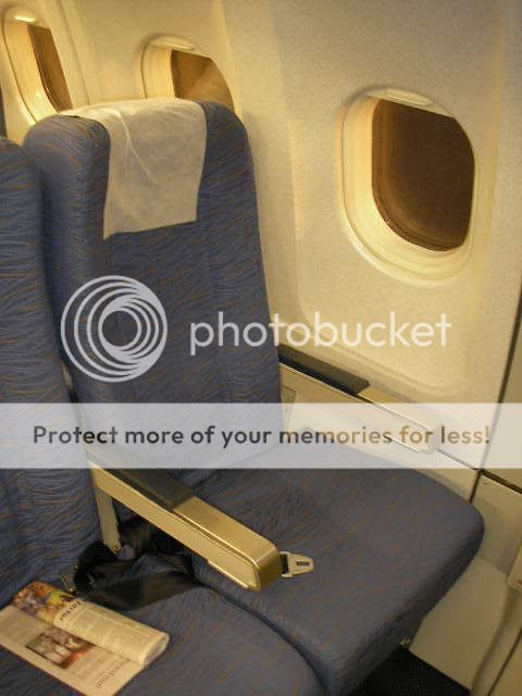 Cabin Pictures On PK750 (AP-BEU) - History of PIA - Forum