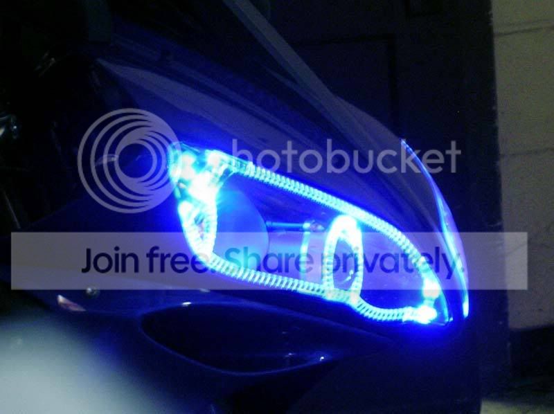 Angel eye's in the side light lamp W203 coupe | Mercedes-Benz Forum